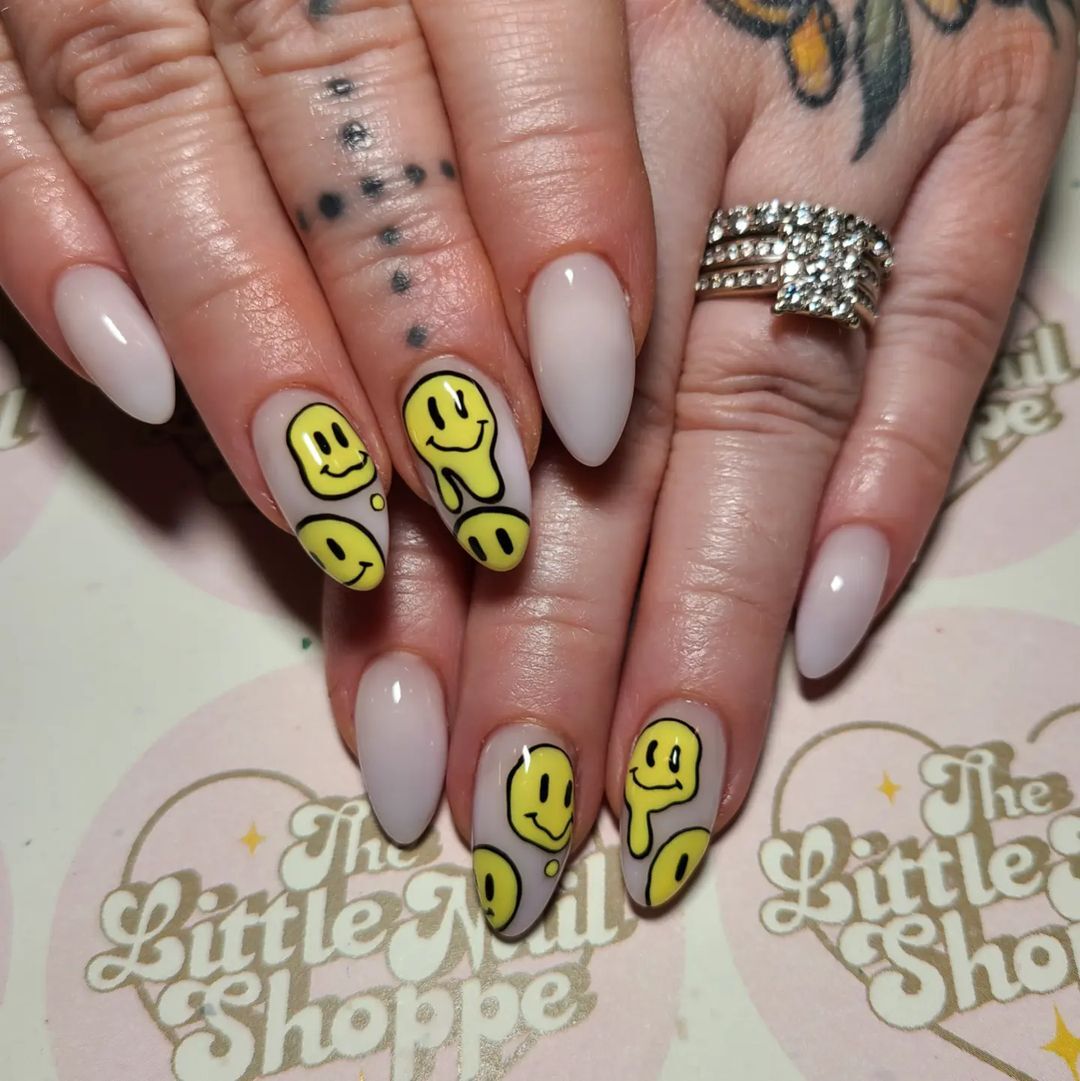 75 Smiley Face Nail Design To Make You Smile Happy Face Nails Wedbook