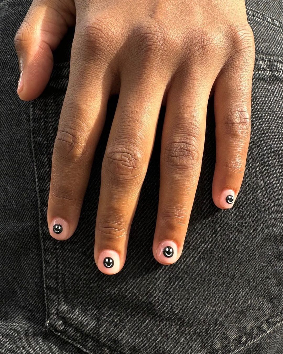 75 Smiley Face Nail Design To Make You Smile Happy Face Nails Wedbook